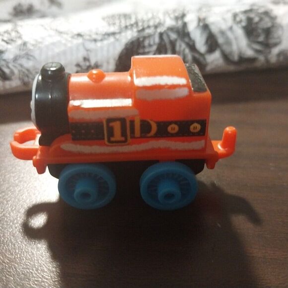 Thomas | Toys | Thomas Friends Train Minis Tank Engine Happy Holidays ...